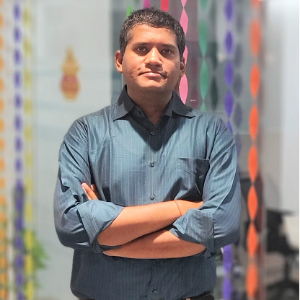 Dr Pulkit Mathur - Author Biography | Entrepreneur