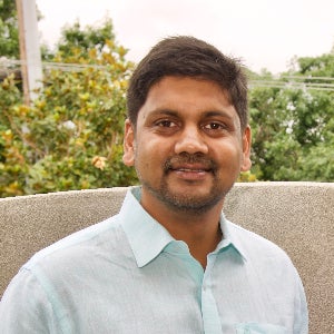 Shiv Sundar - Author Biography | Entrepreneur