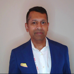 Mahi de Silva - Author Biography | Entrepreneur