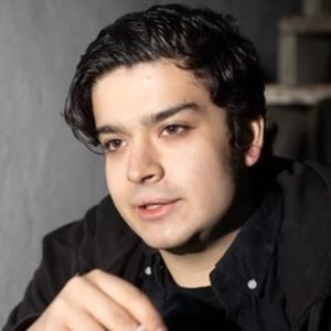 Devan Leos - Author Biography | Entrepreneur