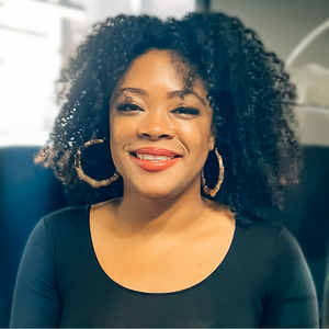Vee McDermott - Author Biography | Entrepreneur