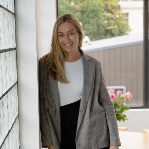 Laura Stupple - Author Biography | Entrepreneur