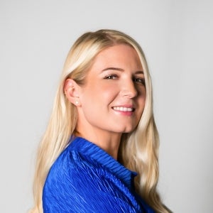 Sarah Curtis - Author Biography | Entrepreneur