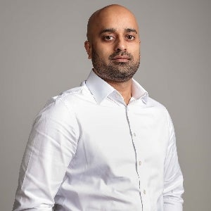 Rayhan Aleem - Author Biography | Entrepreneur