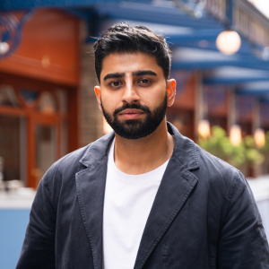 Haman Manak - Author Biography | Entrepreneur