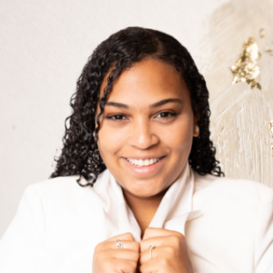 Alejandra Rojas - Author Biography | Entrepreneur