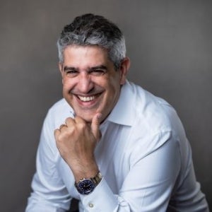 Eldar Tuvey - Author Biography | Entrepreneur