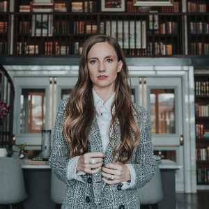 Kira Jean - Author Biography | Entrepreneur