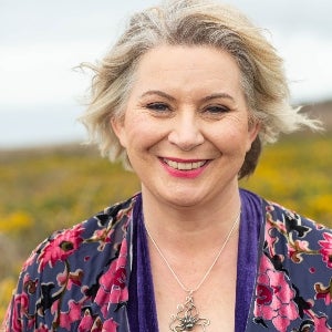 Dr. Lisa Turner - Author Biography | Entrepreneur