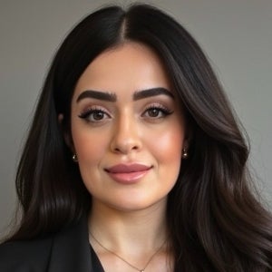 Rejna Alaaldin - Author Biography | Entrepreneur