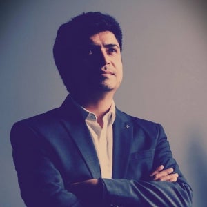 Manish Bhalla - Author Biography | Entrepreneur