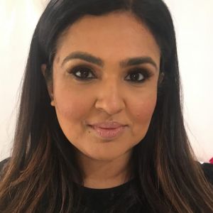 Safia Ali - Author Biography | Entrepreneur