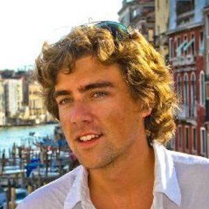 Daniel Marlow - Author Biography | Entrepreneur