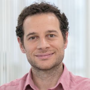 Hadi Radwan - Author Biography | Entrepreneur