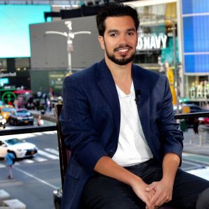 Imran Tariq - Author Biography | Entrepreneur