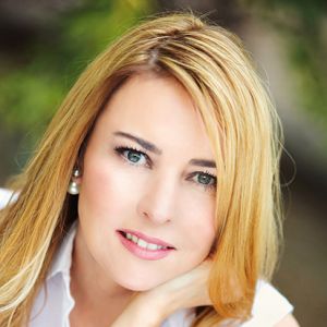 Aimee Werner - Author Biography | Entrepreneur