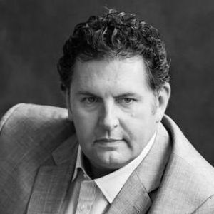 Chris Richardson - Author Biography | Entrepreneur