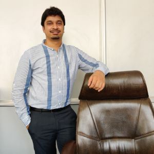 Shrey Kumar - Author Biography | Entrepreneur