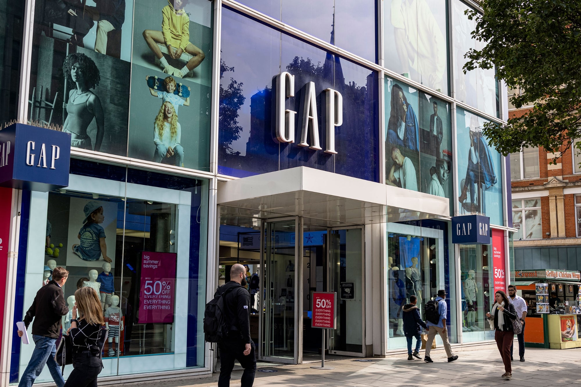 Gap Will Close All Stores in the UK and Ireland | Entrepreneur