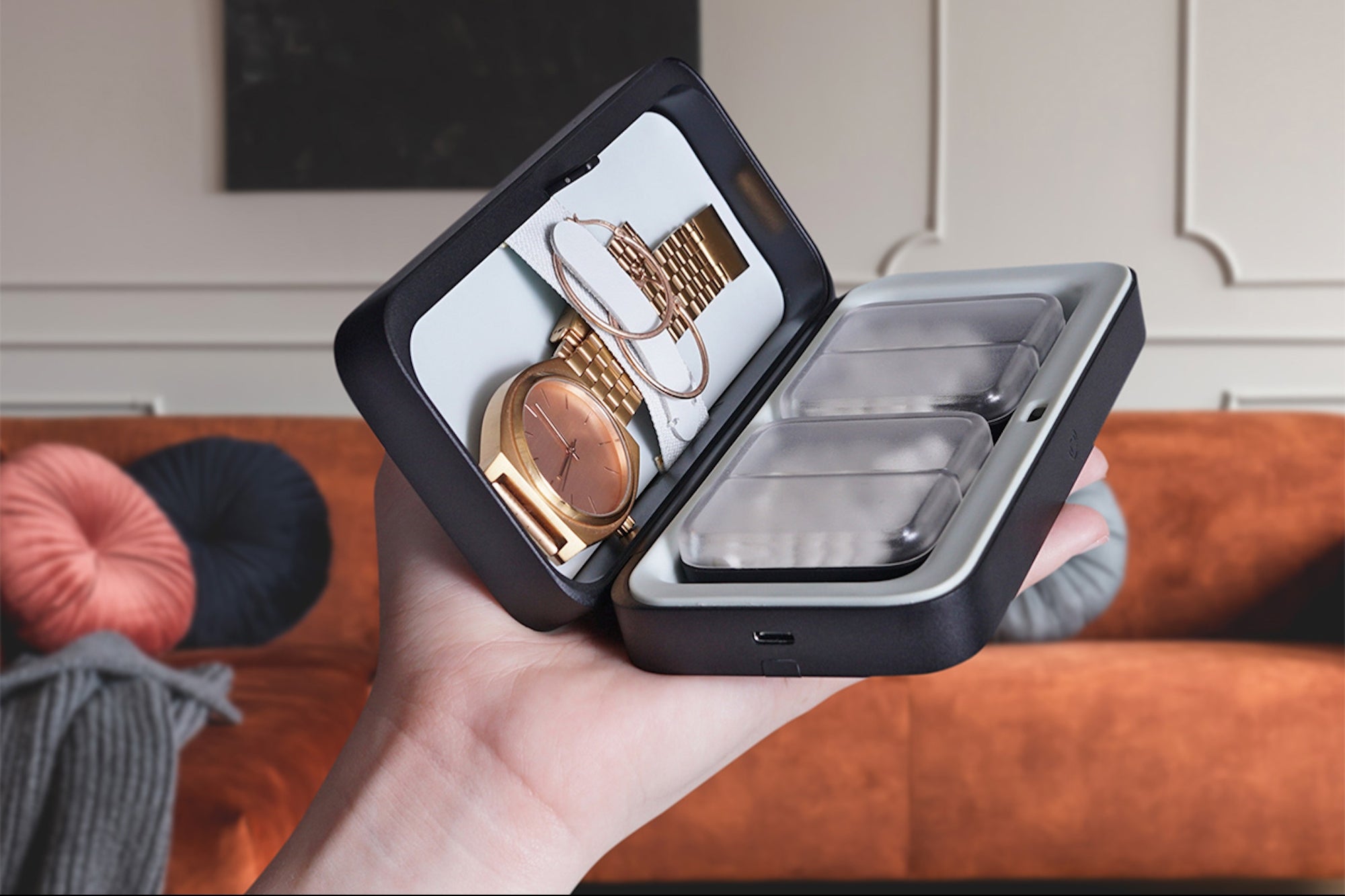 Here's How to Keep Your Personal Items Protected While Traveling ...