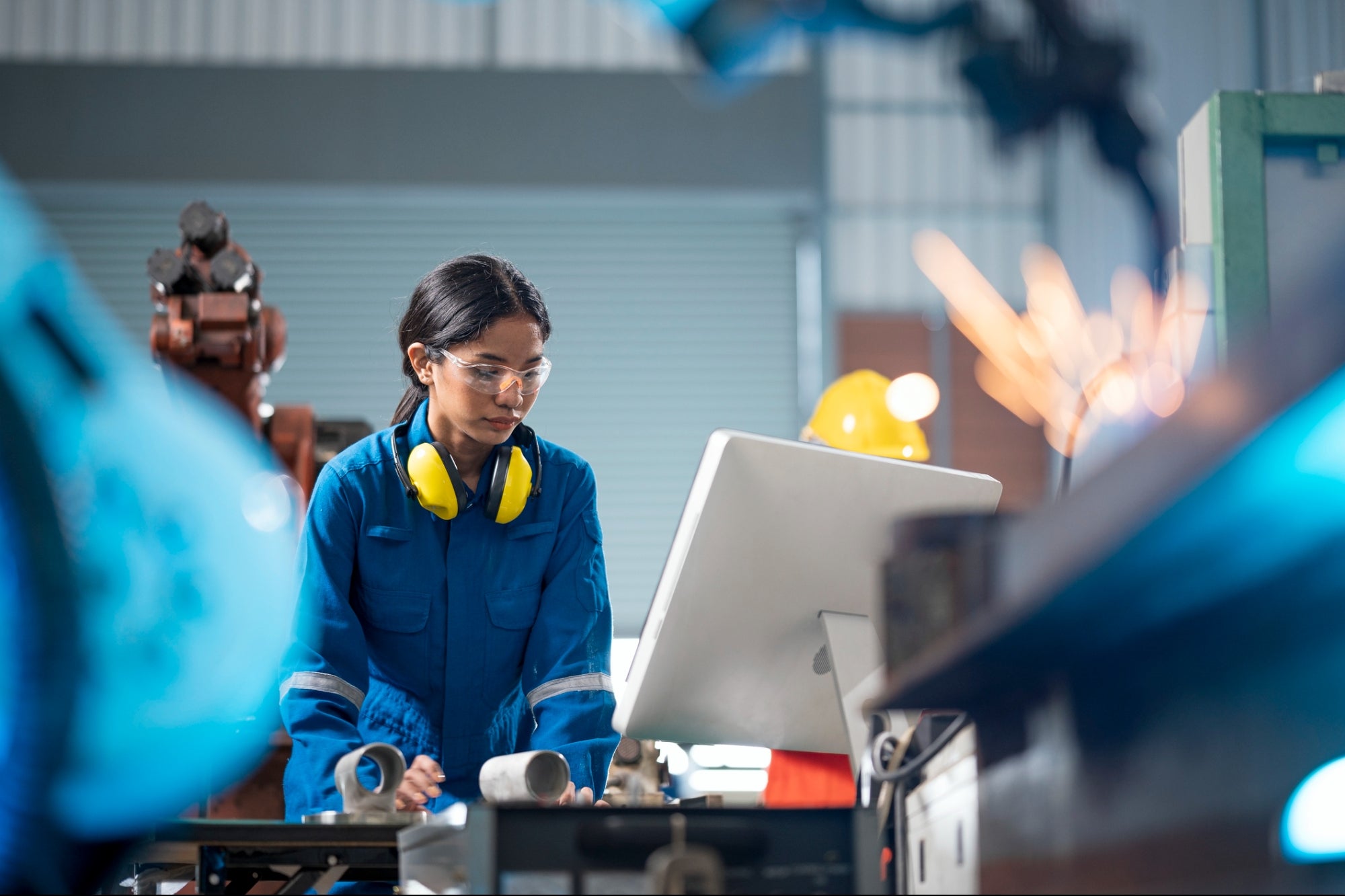 6 Ways To Attract and Retain More Women in Manufacturing | Entrepreneur