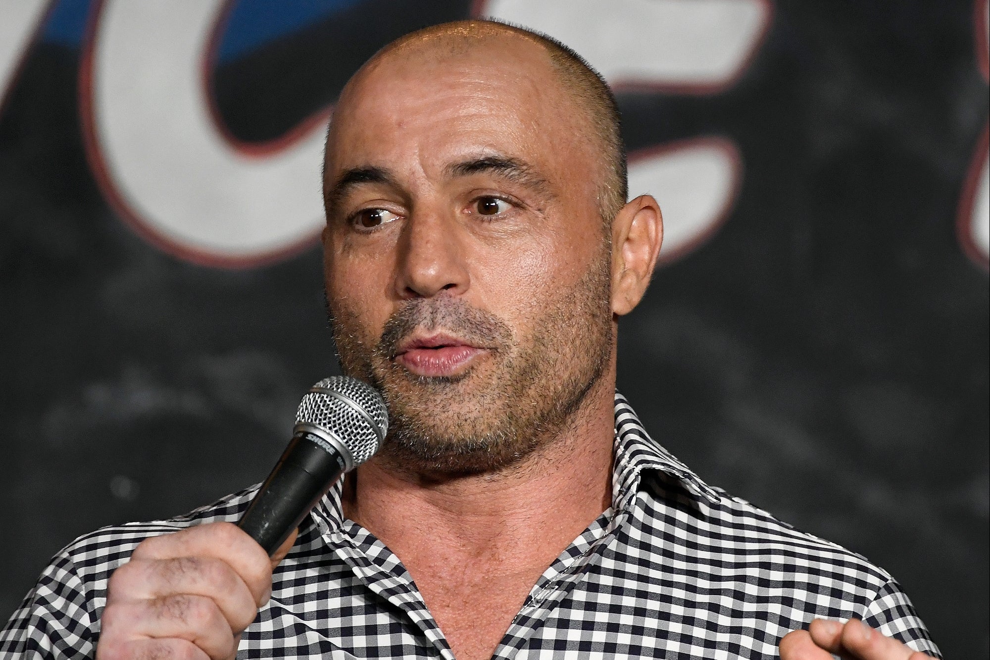 Joe Rogan Breaks Silence on Spotify Controversy: 'Do I Get Things Wrong ...