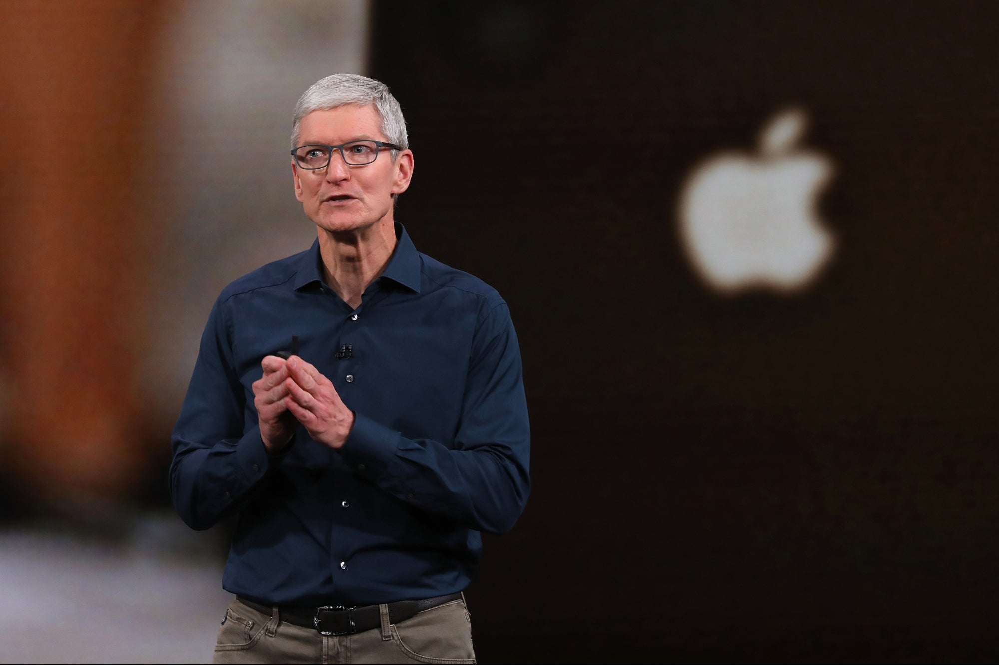 Apple Investors Urged to Vote Against CEO Tim Cook's $100 Million Pay ...