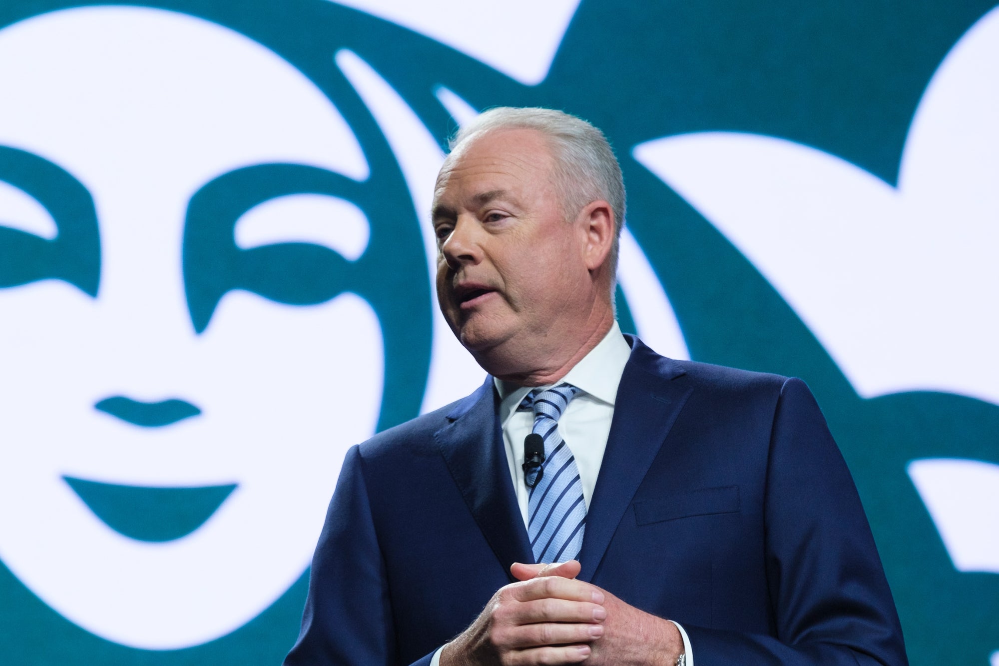 Starbucks CEO to Retire, Interim CEO to Accept $1 Salary on 'Volunteer ...