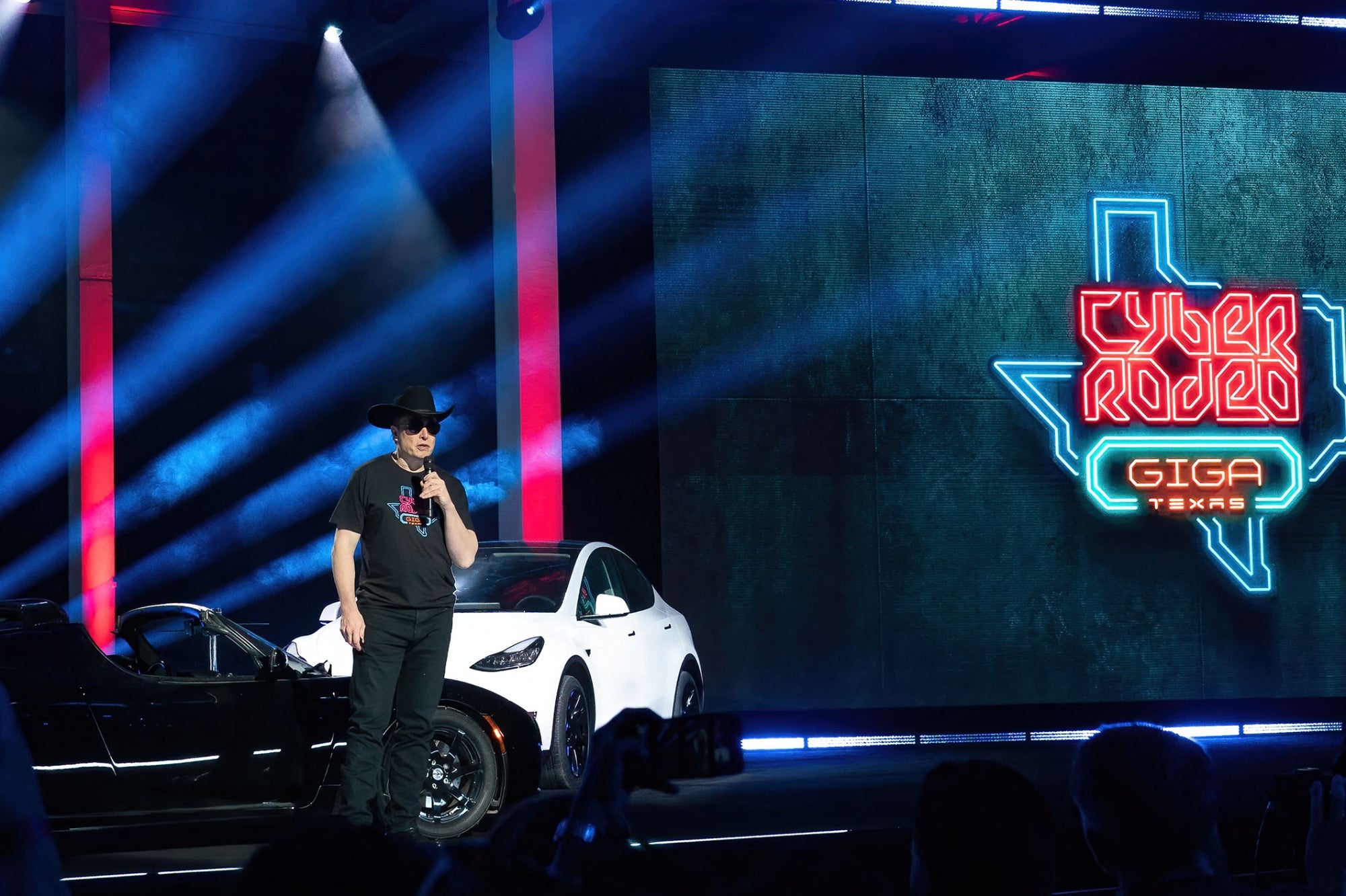 Neon Lights, Fireworks and $90 Merch: Elon Musk Throws Massive 'Cyber ...