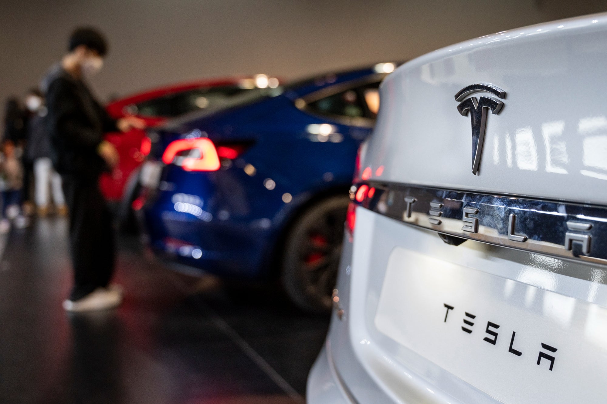 Tesla Owners Testing Brakes On Kids, Embedding Keys In Hands | Entrepreneur