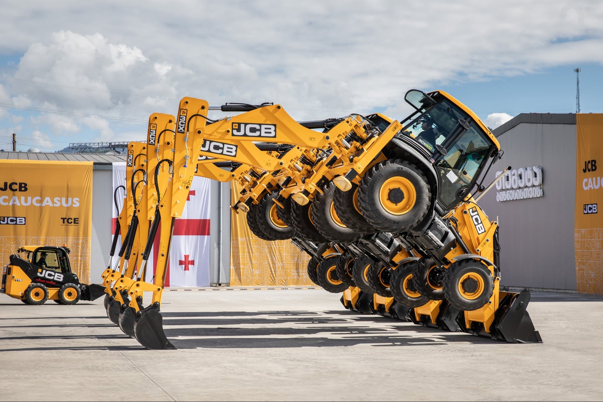 Jcb კავკასია Tegeta Construction Equipment ის რეგიონული ღონისძიება