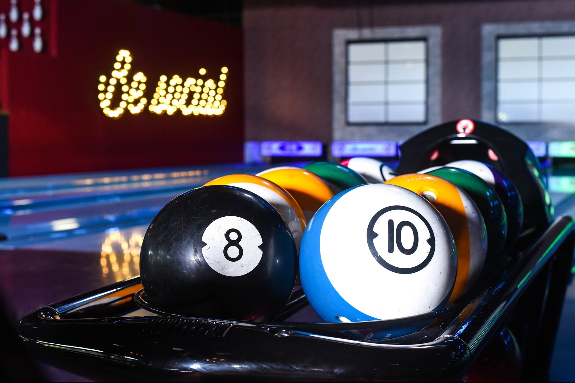 How to Start an 810 Billiards & Bowling Franchise in 2022 | Entrepreneur