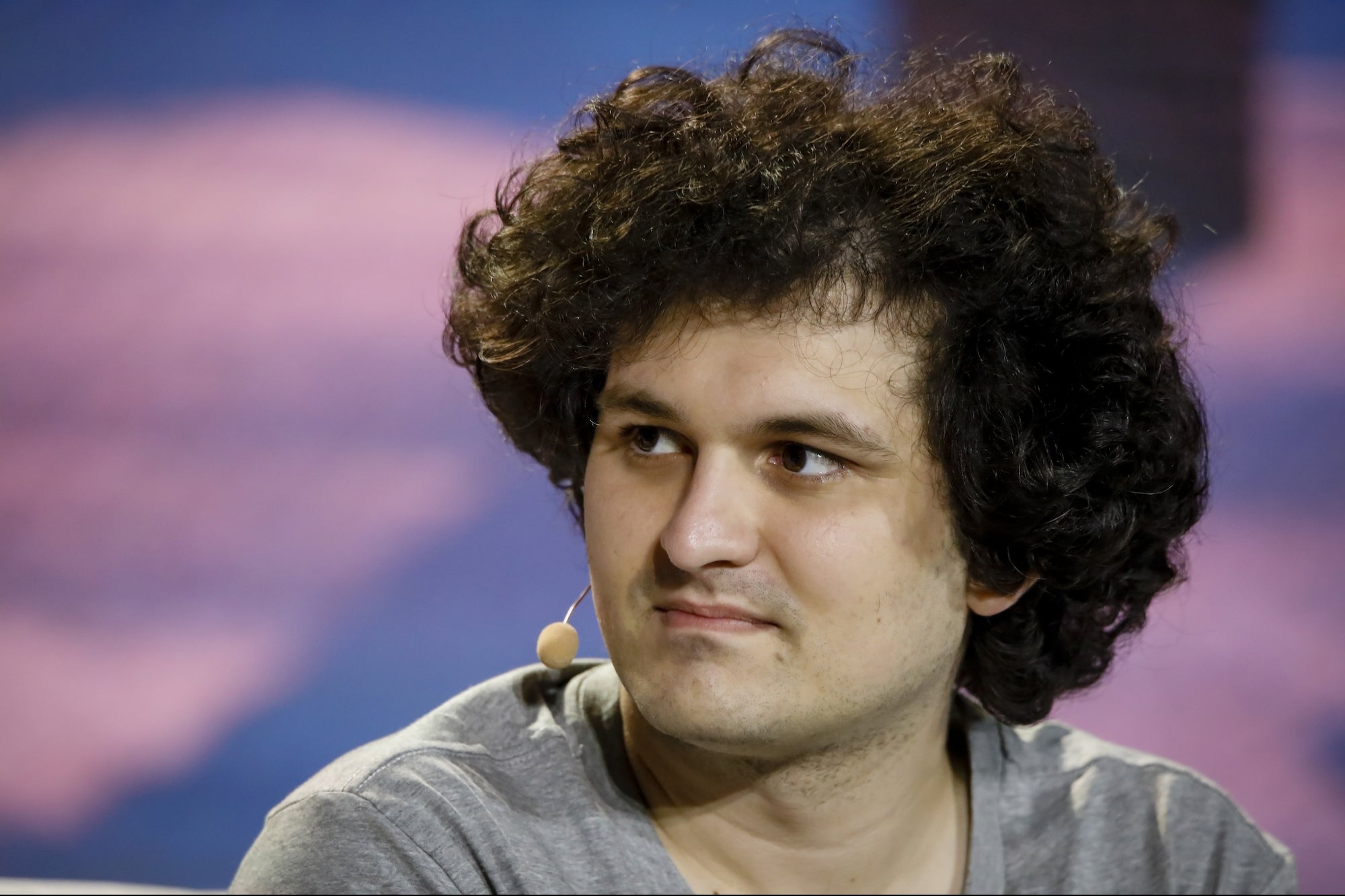 Sam Bankman-Fried, FTX Employees Led a High-Flying Lifestyle in Bahamas ...