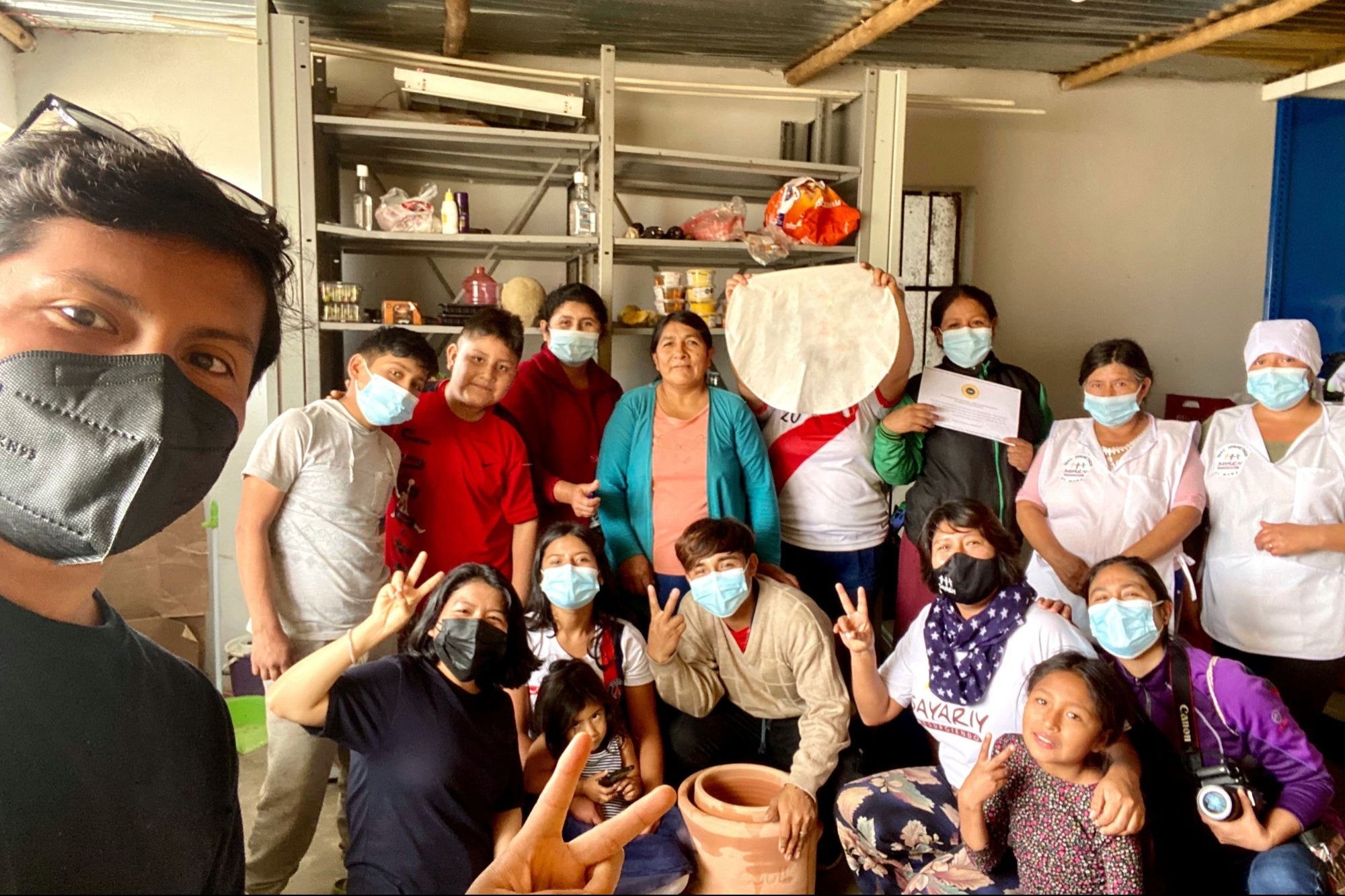 Joven Peruano Inventa Refrigerador De Bajo Costo Que No Usa