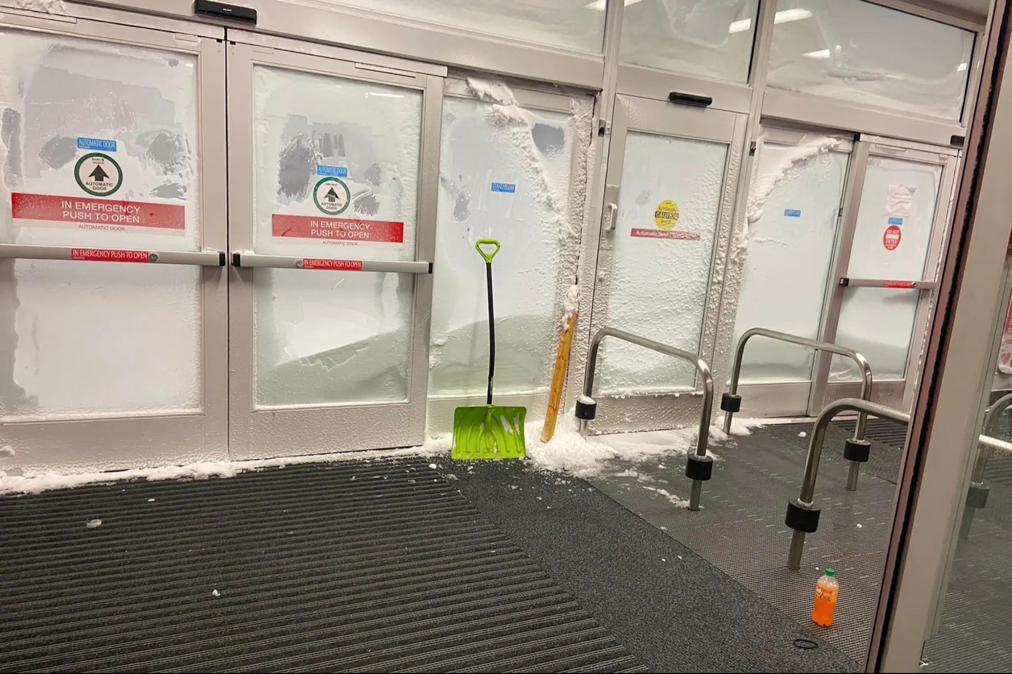 Buffalo Target Hosts Blizzard-Stranded Motorists For Holidays ...