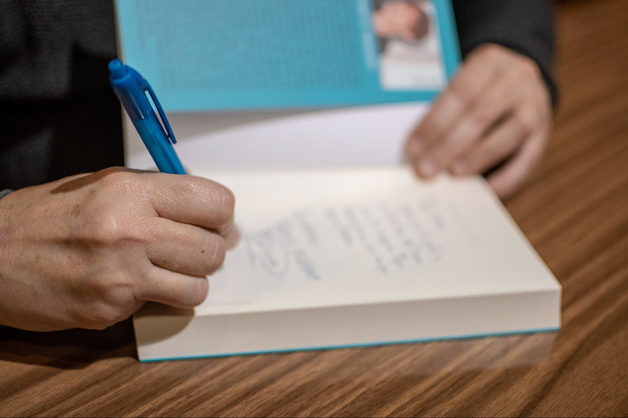 Why Writing a Book Is the Ultimate Way to Showcase Your Authority ...