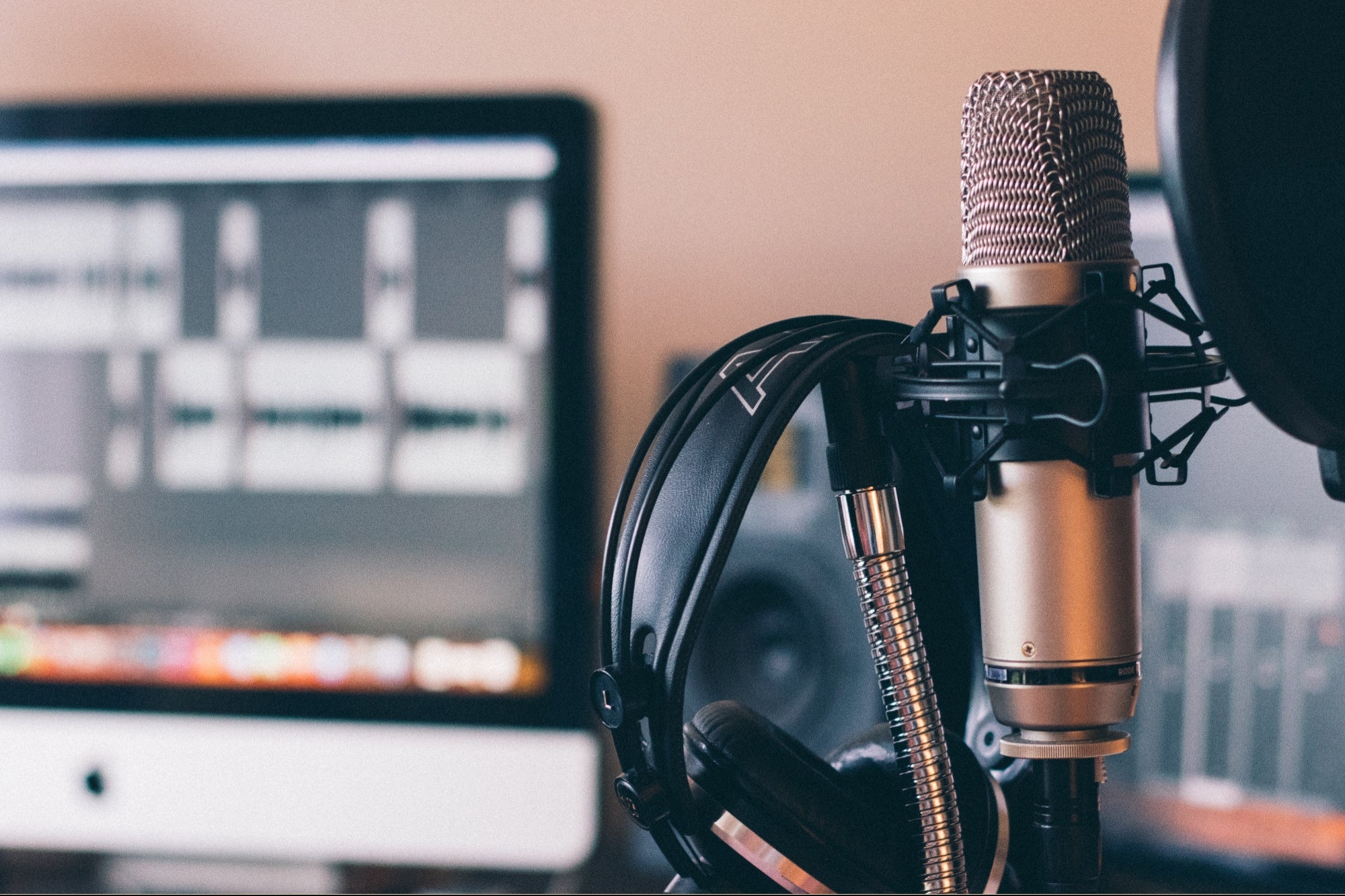 4 Indian Podcasts That Cater To Every Taste | Entrepreneur