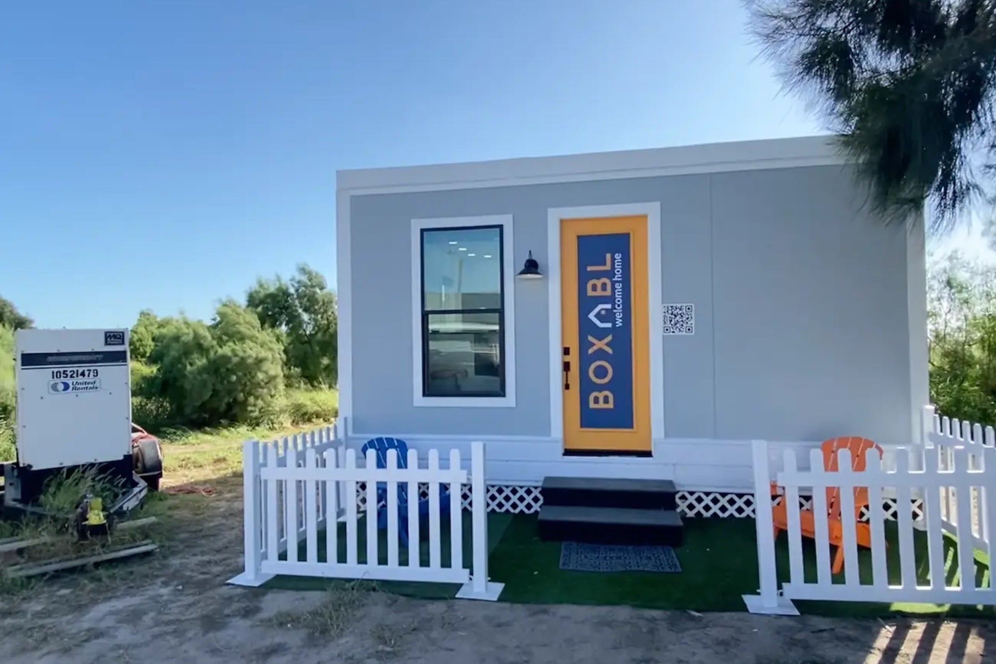 Rare Photo Shows Inside of Elon Musk's $50K Home: See Pics | Entrepreneur