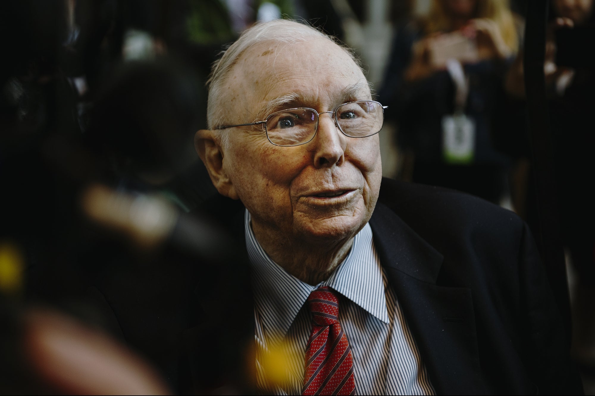 Charlie Munger, Warren Buffett Business Partner, Dies at 99 | Entrepreneur