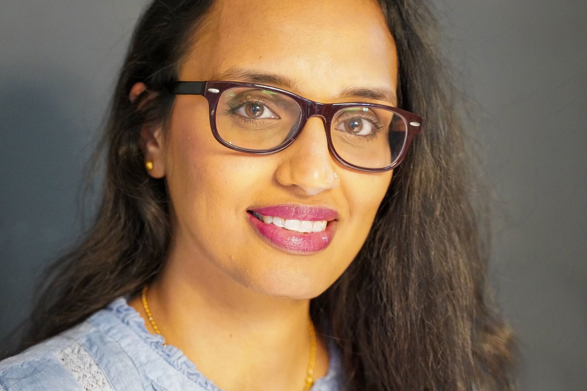 This consultant made $100k+ last year without pitching. How Fiverr's ...