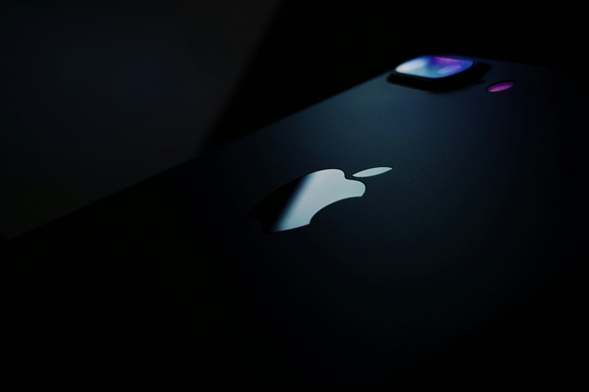 Key Features Of the New iOS 18 Beta | Entrepreneur