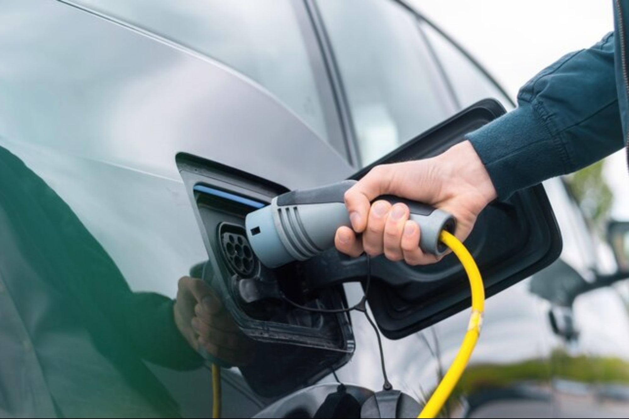 TPEML And Tata Power Renewable Energy Collaborate To Drive Zero-Emissions Mobility | Entrepreneur