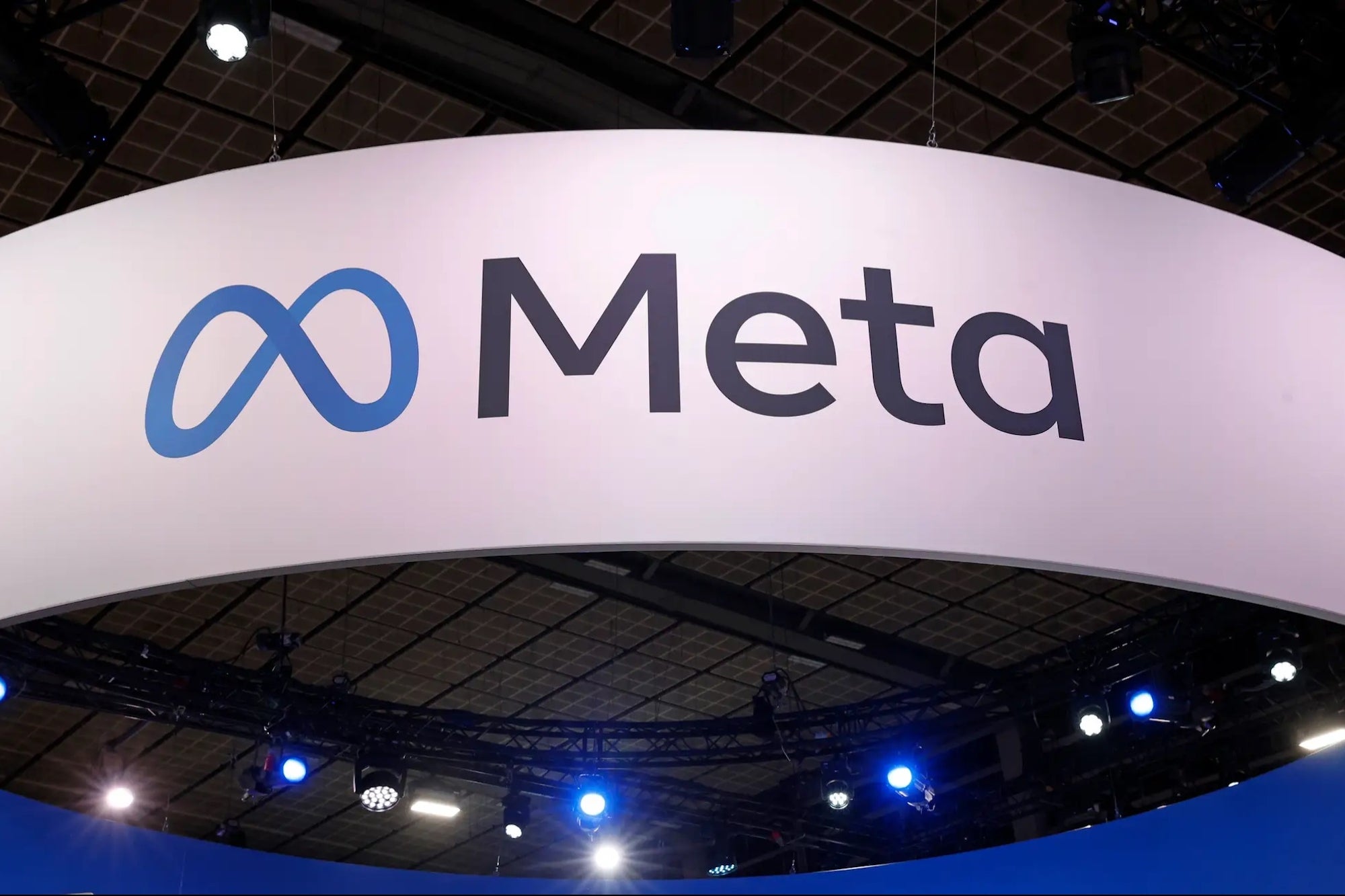 Mark Zuckerberg Says Users Who Leave Meta 'Virtue Signaling' | Entrepreneur