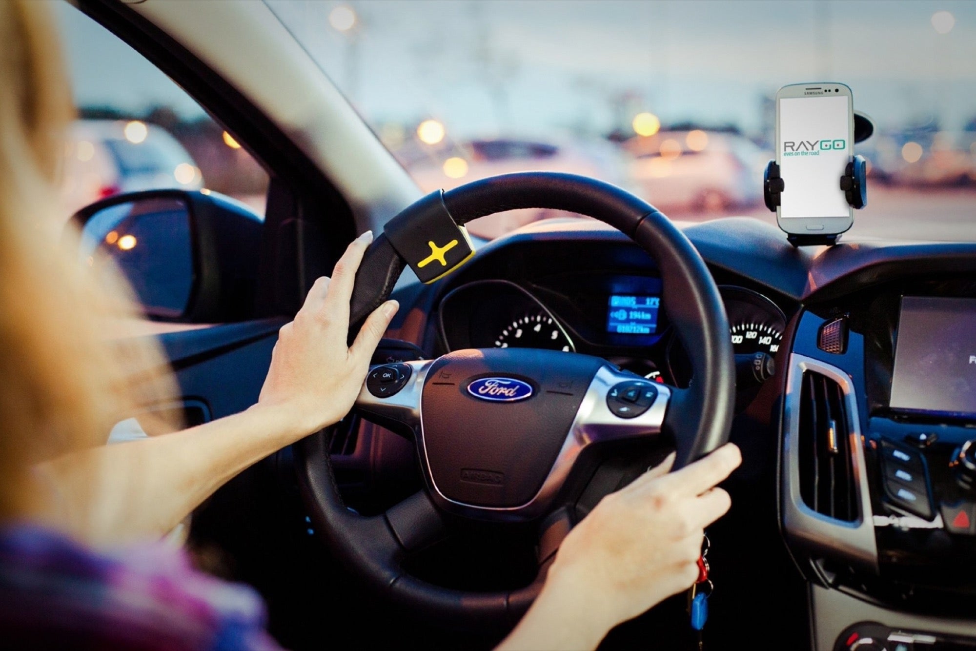 This Gadget Lets You Text and Use Apps While Driving, Without Looking ...