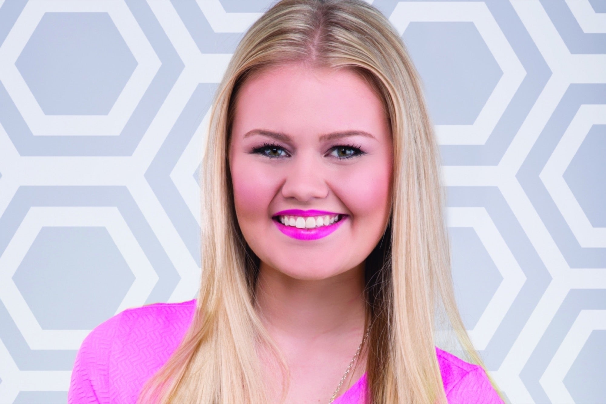 How This Teenager Turned Her Childhood Hobby Into a Global Business ...