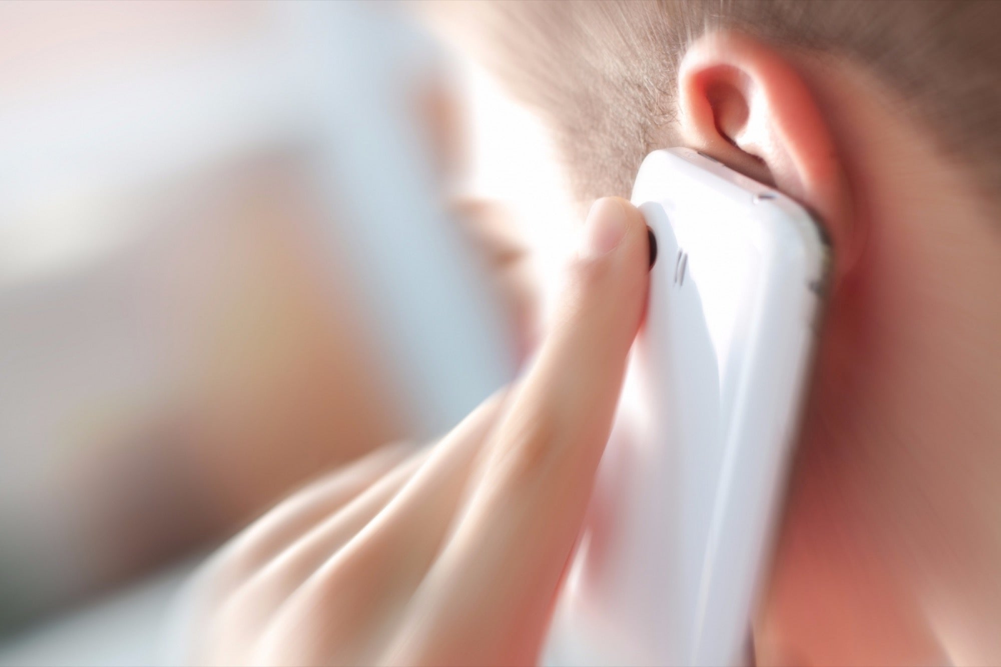 Hey Loudmouth, Keep It Down! The 4 Most Annoying Cell Phone Habits ...