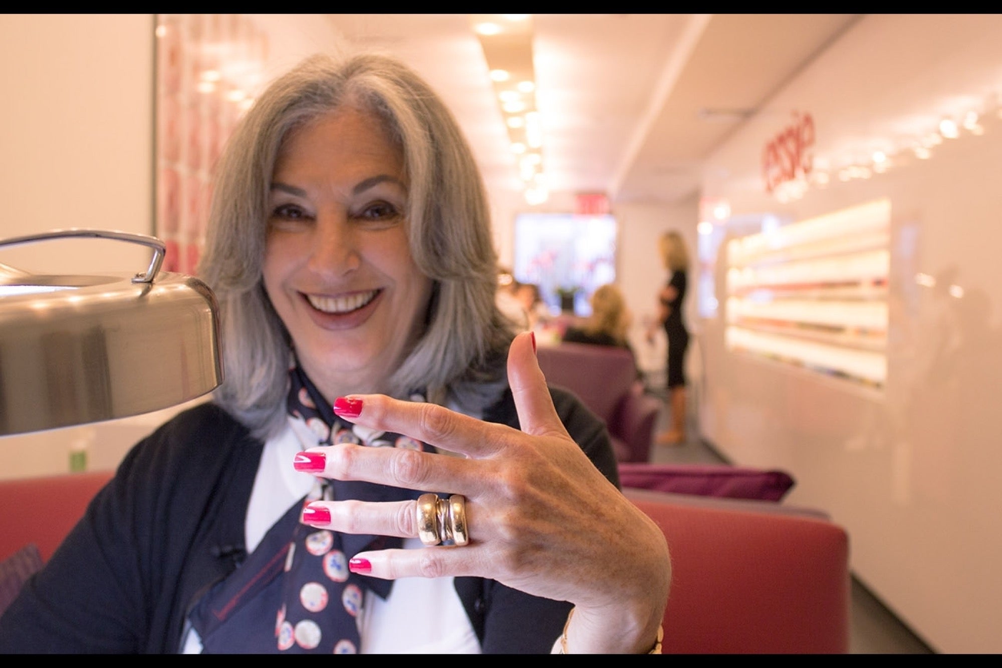 Essie Weingarten's Instagram, Twitter & Facebook on IDCrawl