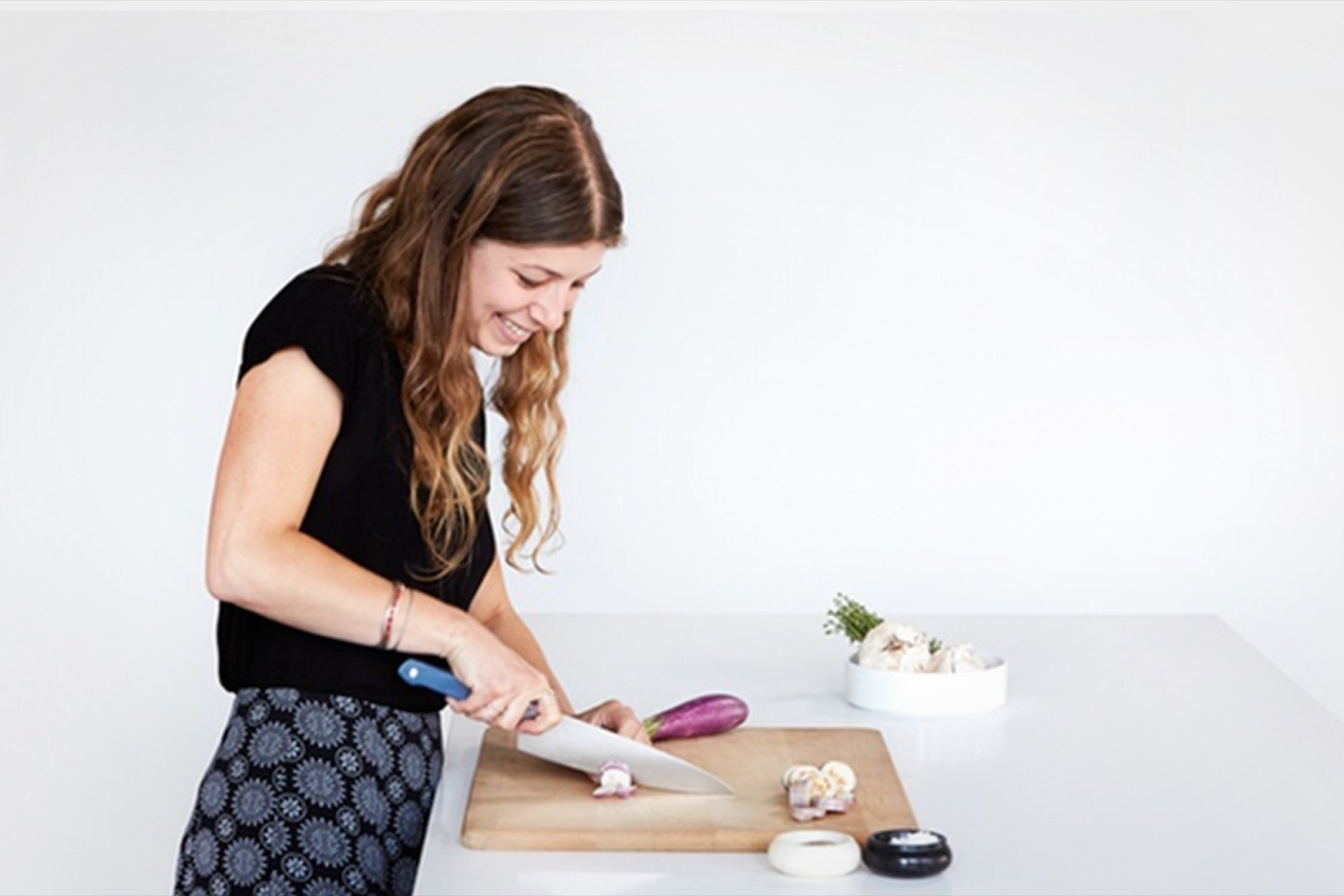This Luxe Kitchen Knife Just Raised $1 Million on Kickstarter ...