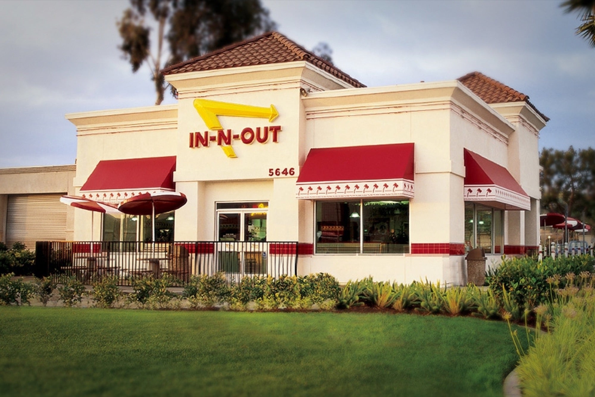 Why In-N-Out Is Suing a Delivery Startup | Entrepreneur