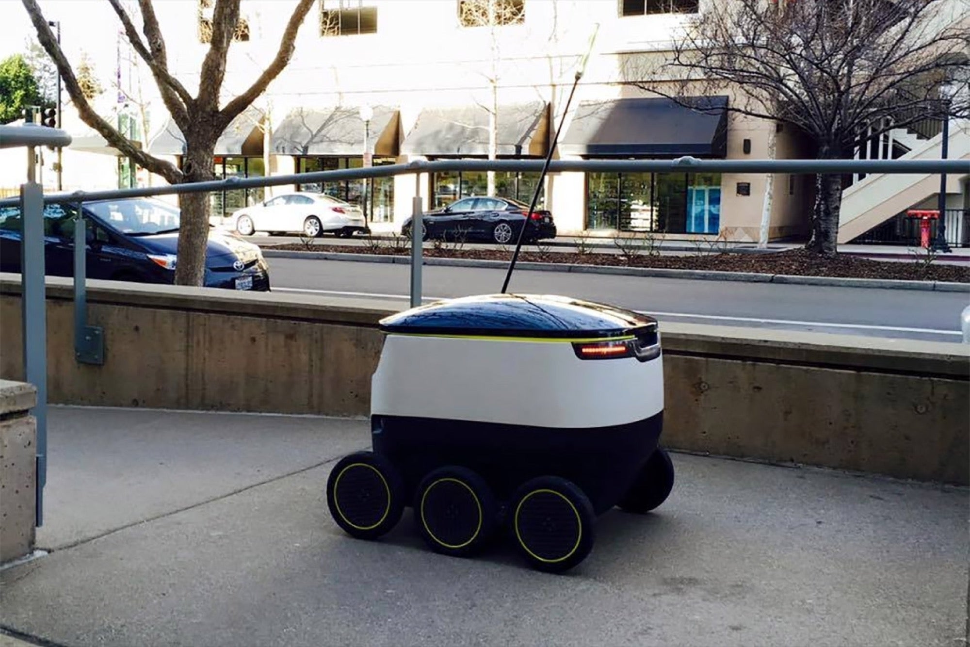 Say Hello to the Little Robot That Wants to Deliver Your Groceries ...
